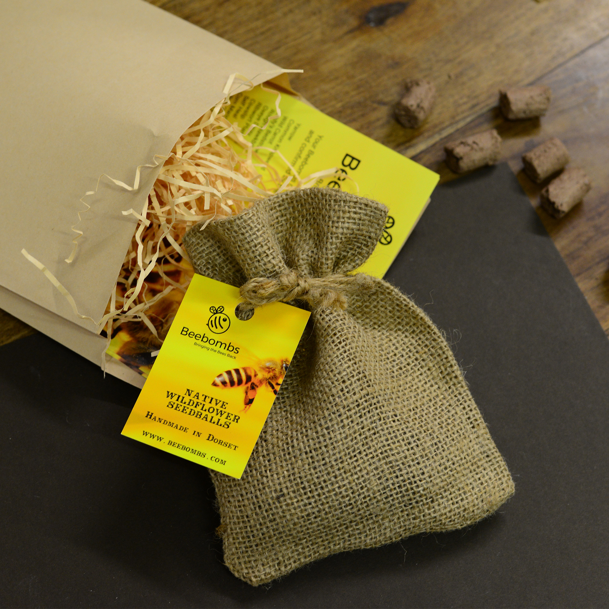 Beebombs - Seed Bombs with 18 Native Wildflowers - Period Features